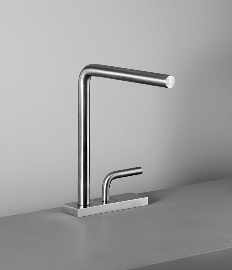 Inox: Stainless Steel Kitchen Faucets | QuadroDesign