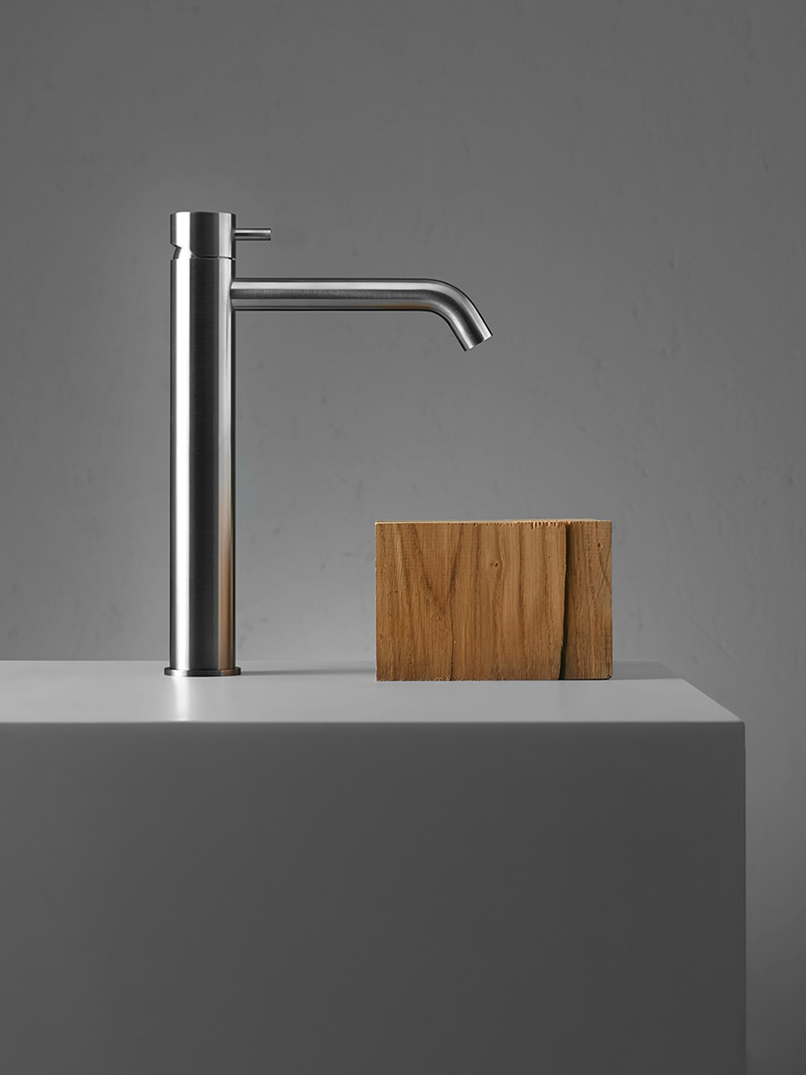 Source 12 02 | Bathroom QuadroDesign