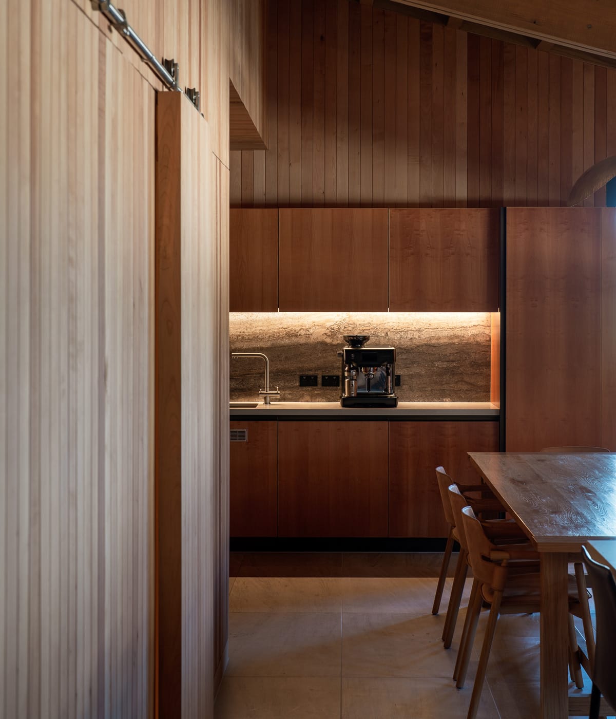 Flockhill Lodge by Warren and Mahoney Architects | QuadroDesign